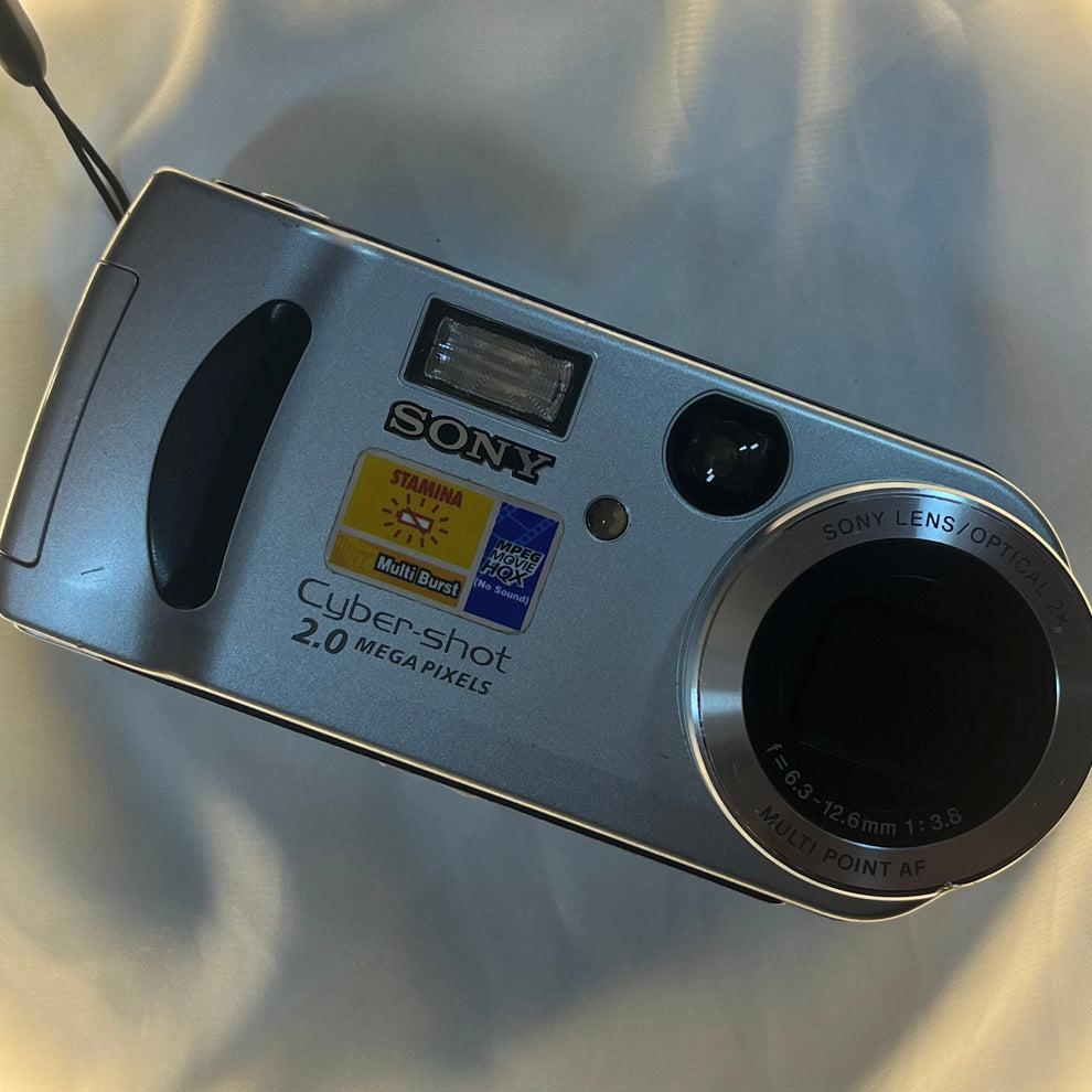 Sony Cybershot DSC-P51 2.0 mp Silver – Digisnap